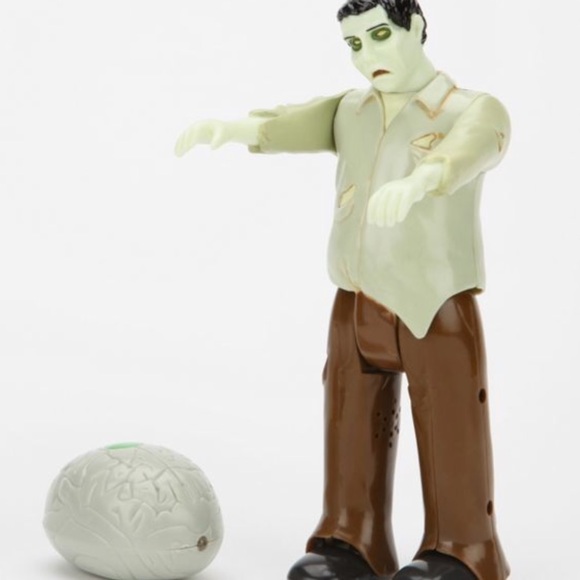 Urban Outfitters | Games | Vintage Rare Remote Control Zombie | Poshmark